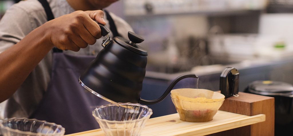 CENTRAL EMBASSY | Kyo by Kyo Roll En